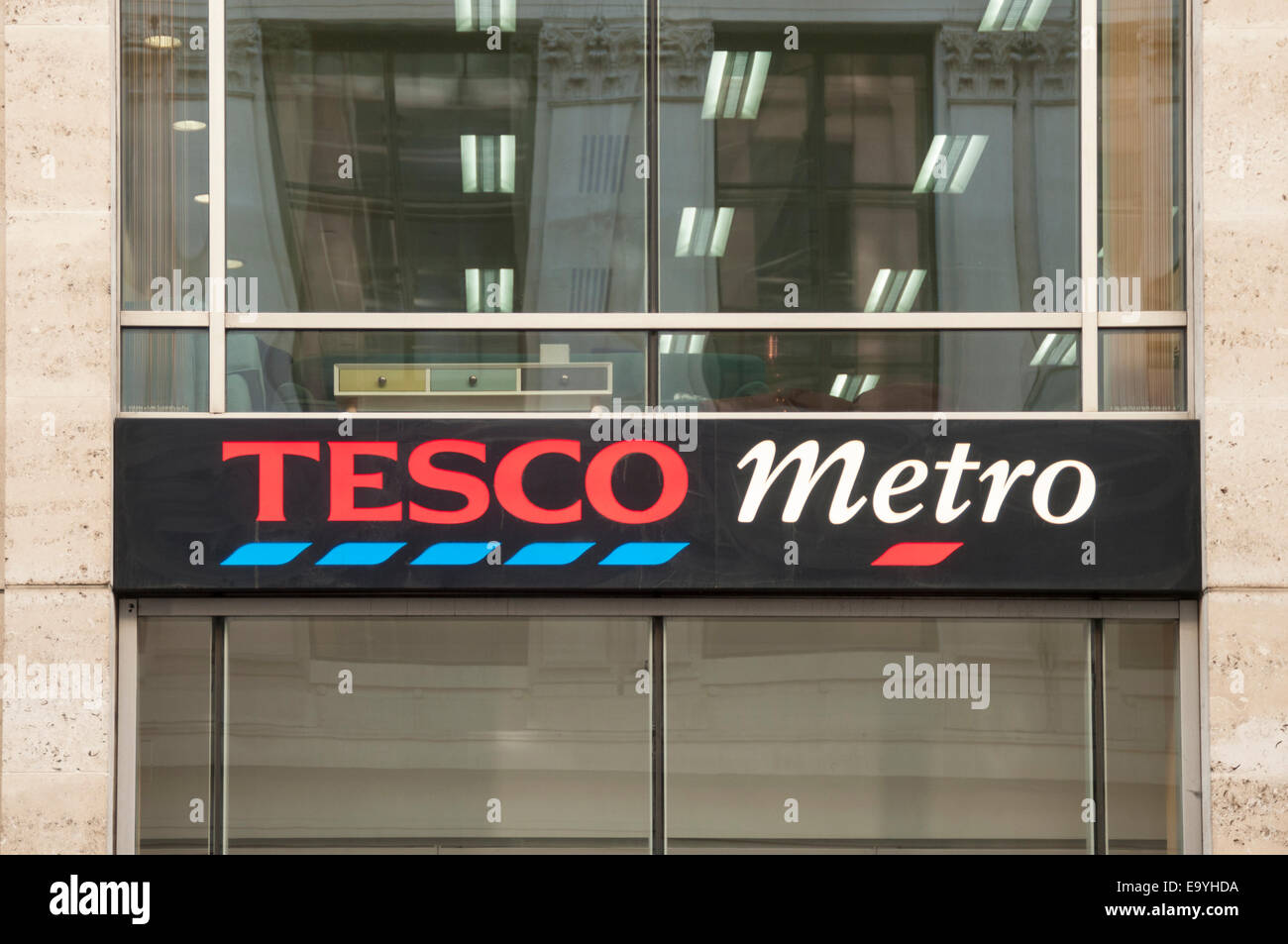 shop front of a Tesco Metro supermarket in London England Stock Photo ...