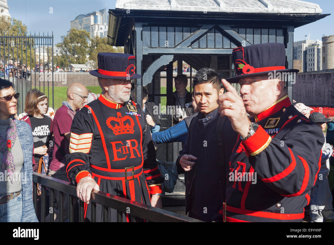 The Tower of London Beefeaters directing visitors at the Tower Hill ...
