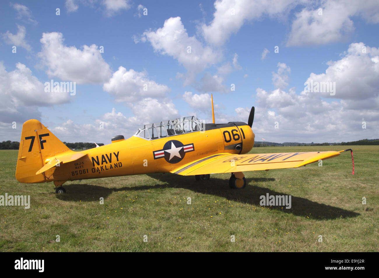 Harvard aircraft hi-res stock photography and images - Alamy
