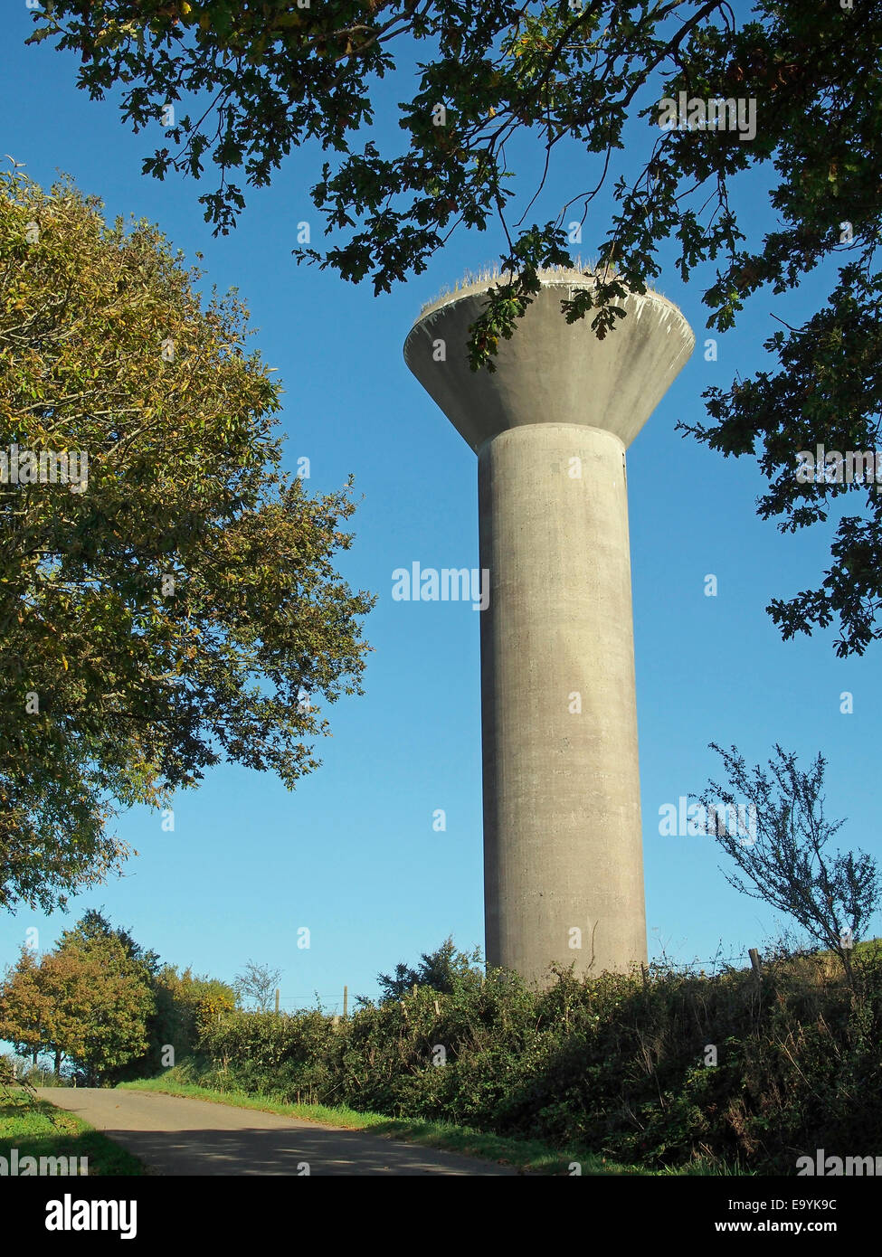 Concrete water tower hi-res stock photography and images - Alamy