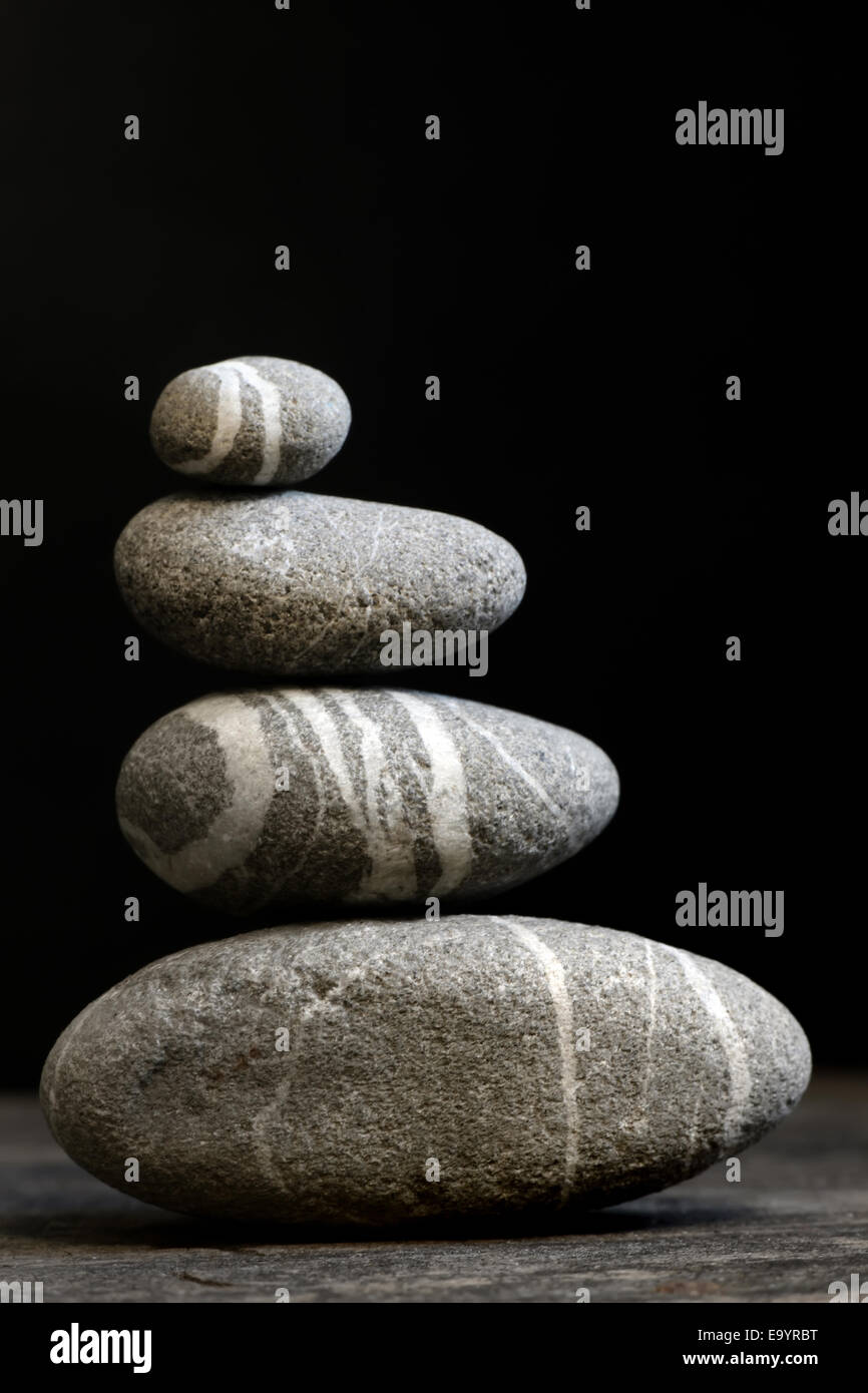 Black background stones hi-res stock photography and images - Alamy
