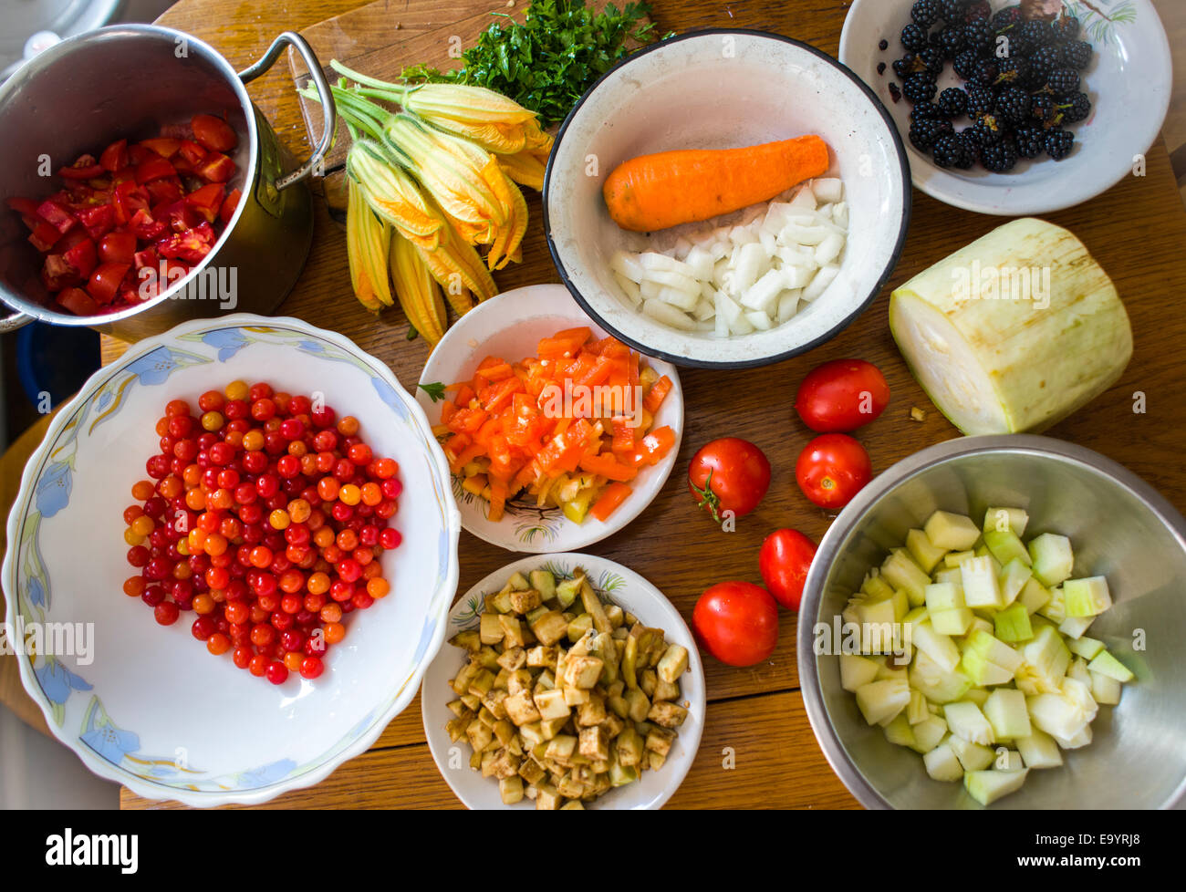 Ukraine summer vegetables Stock Photo - Alamy