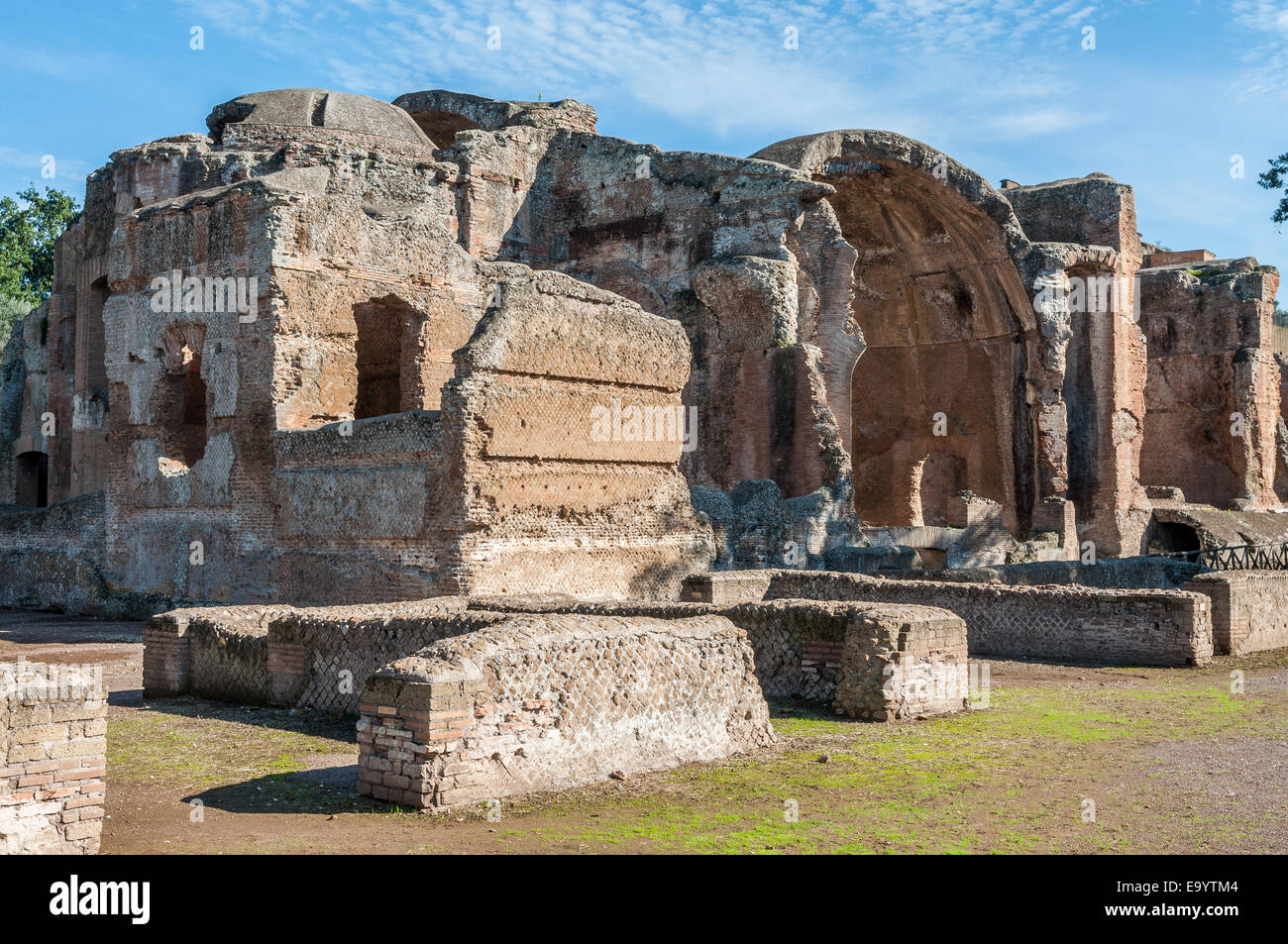 Villa adriano hi-res stock photography and images - Alamy