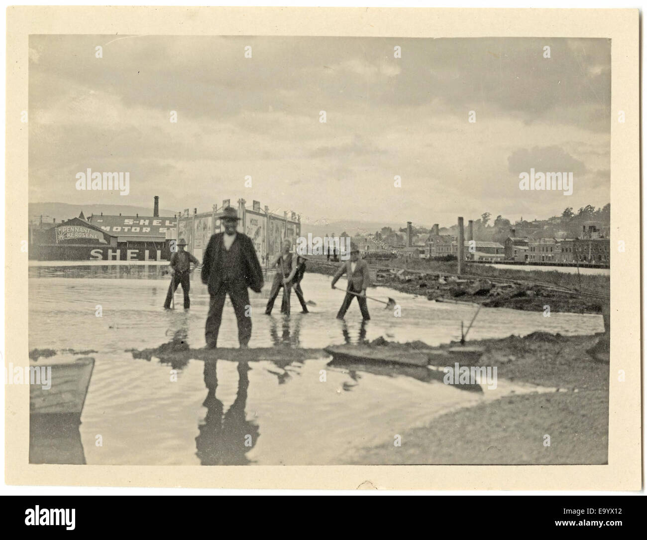A photograph taken during the 1929 Launceston floods, showing Invermay ...