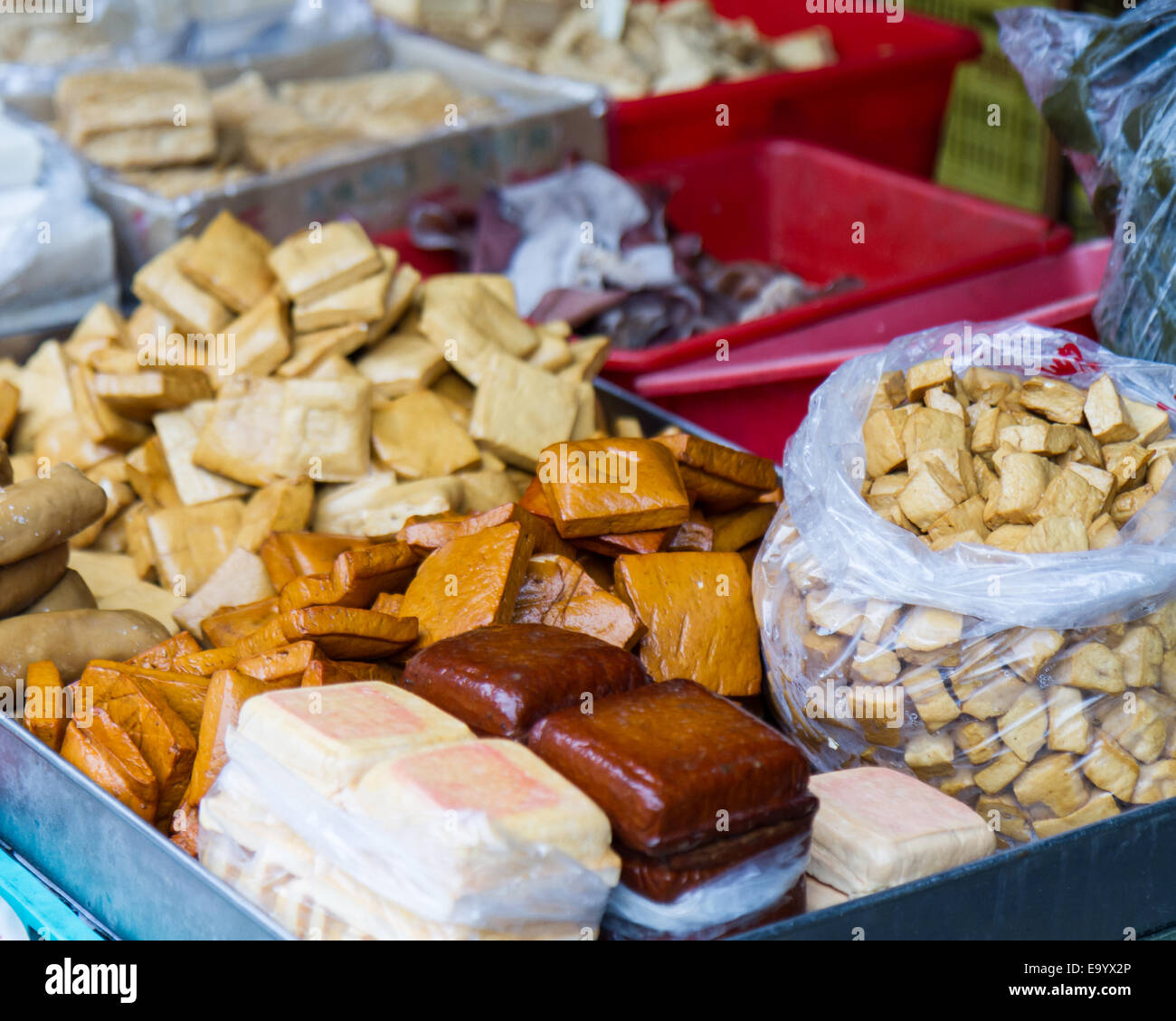 China tofu market hi-res stock photography and images - Alamy