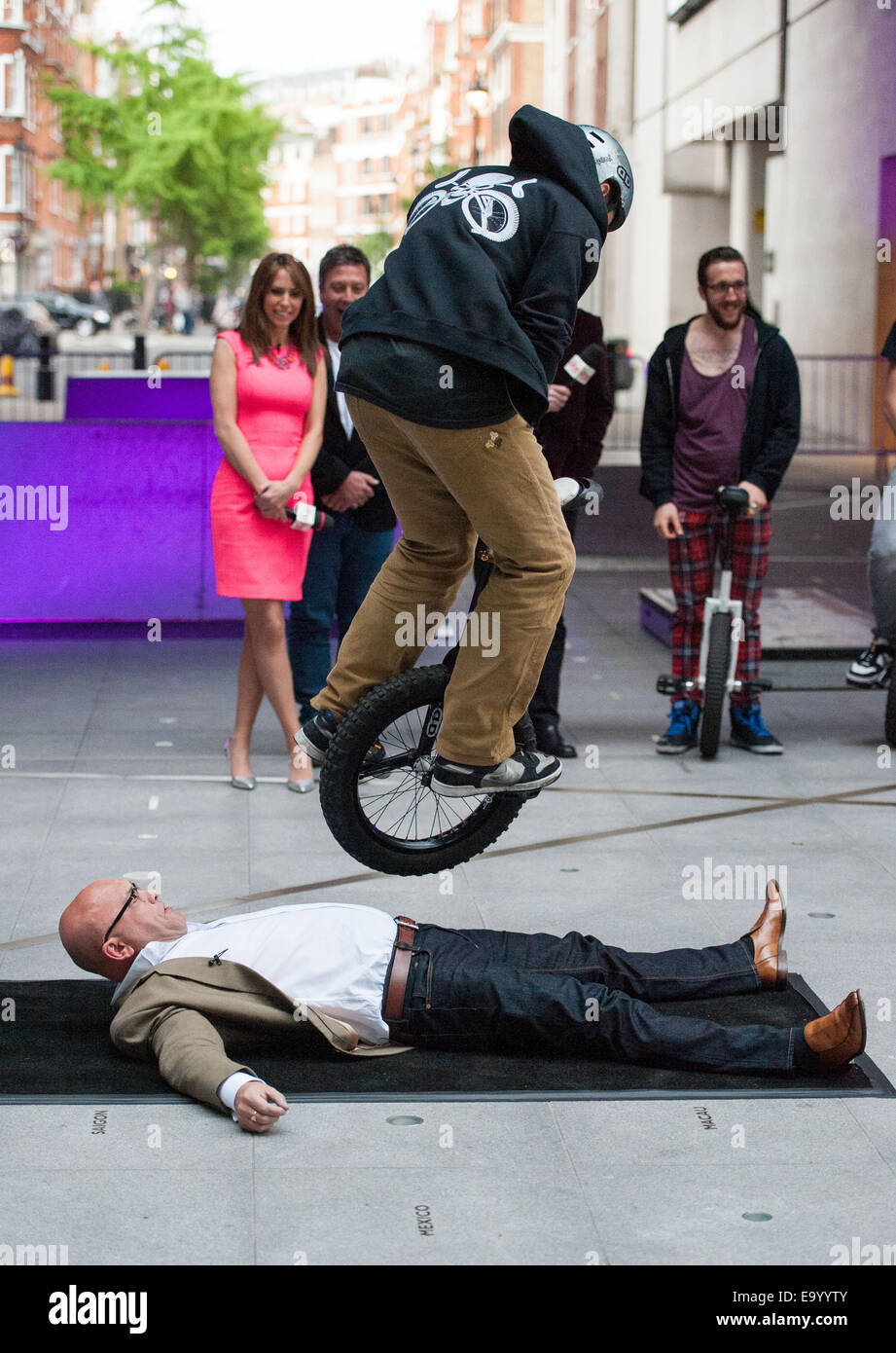 Alex jones presenter one show hi-res stock photography and images - Alamy