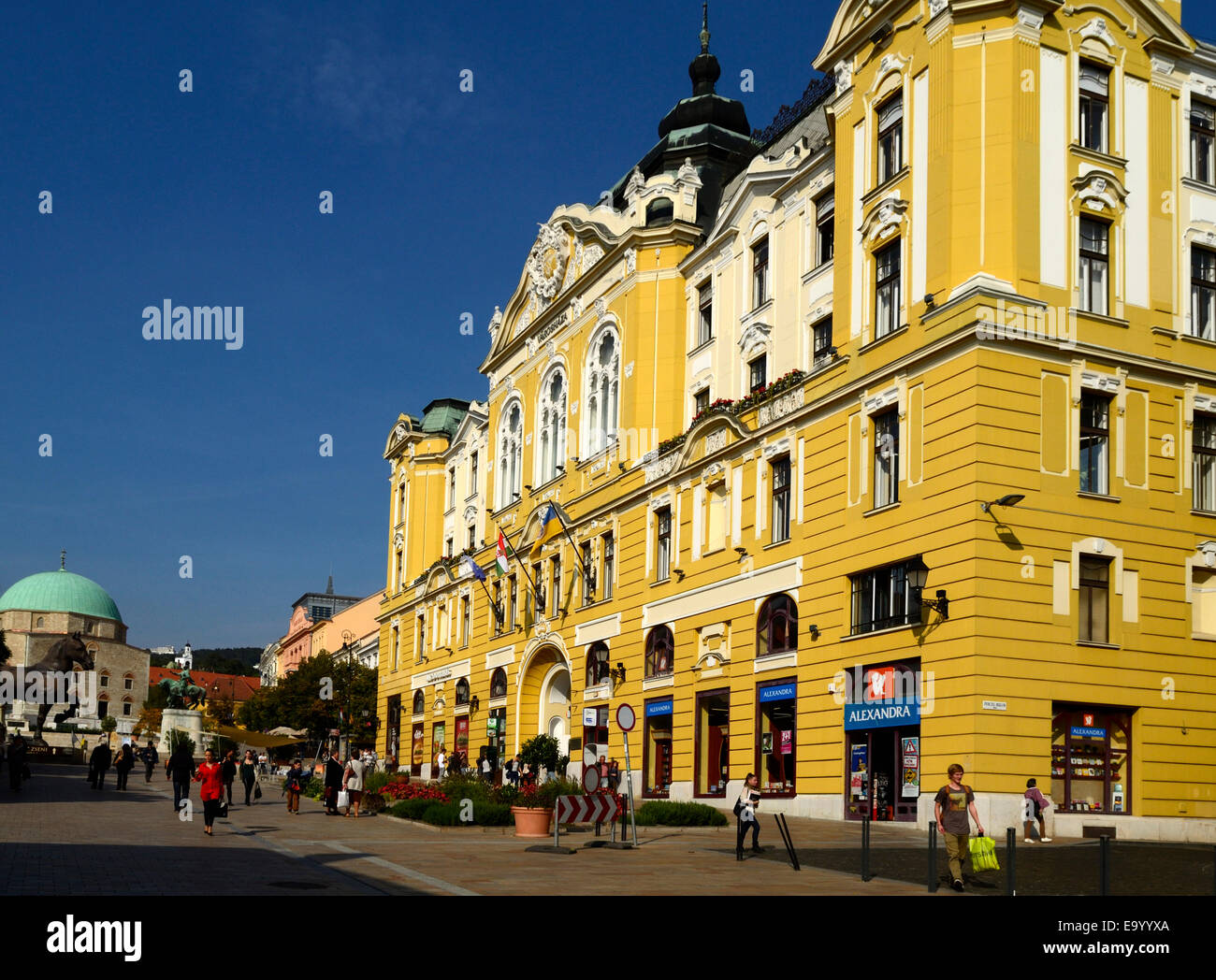 Pecs city hall hi-res stock photography and images - Alamy