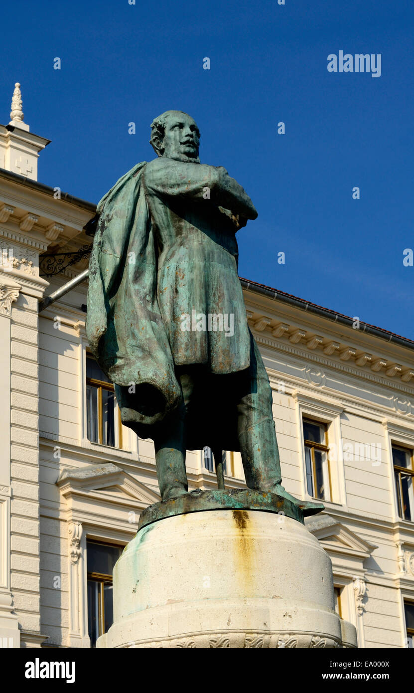 Pecs statue hi-res stock photography and images - Alamy