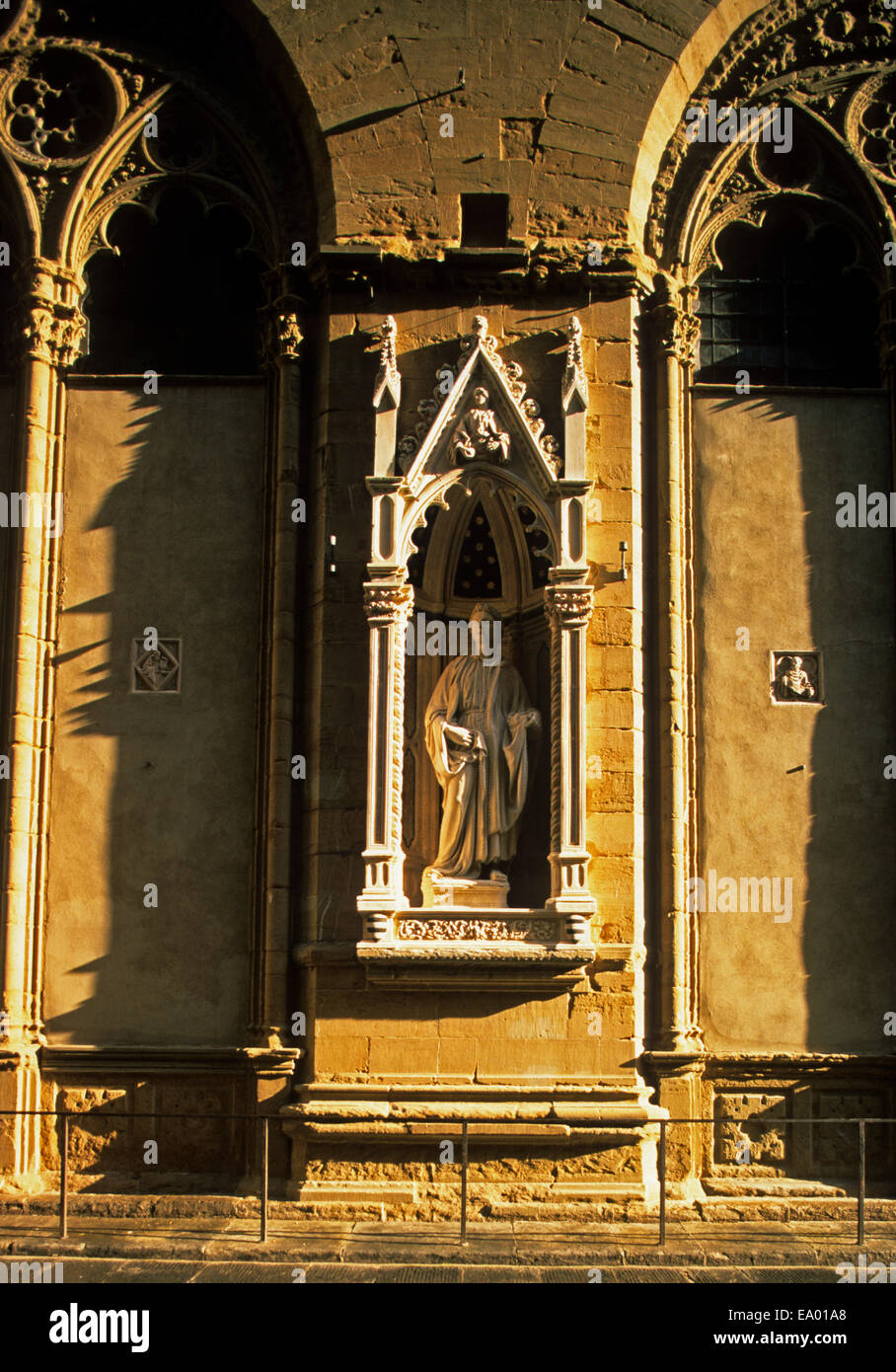 Guilds of florence hi-res stock photography and images - Alamy