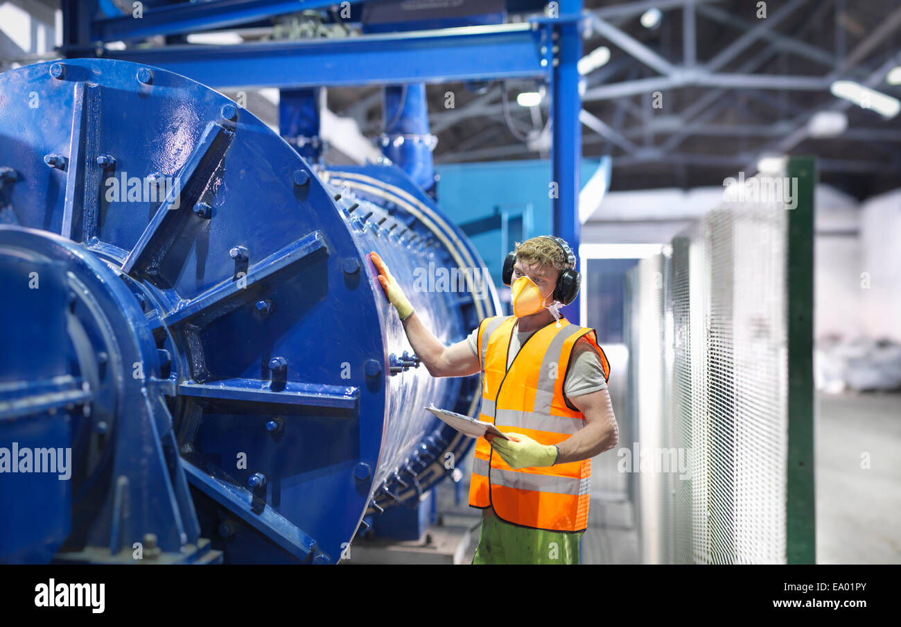 The mill worker hi-res stock photography and images - Alamy