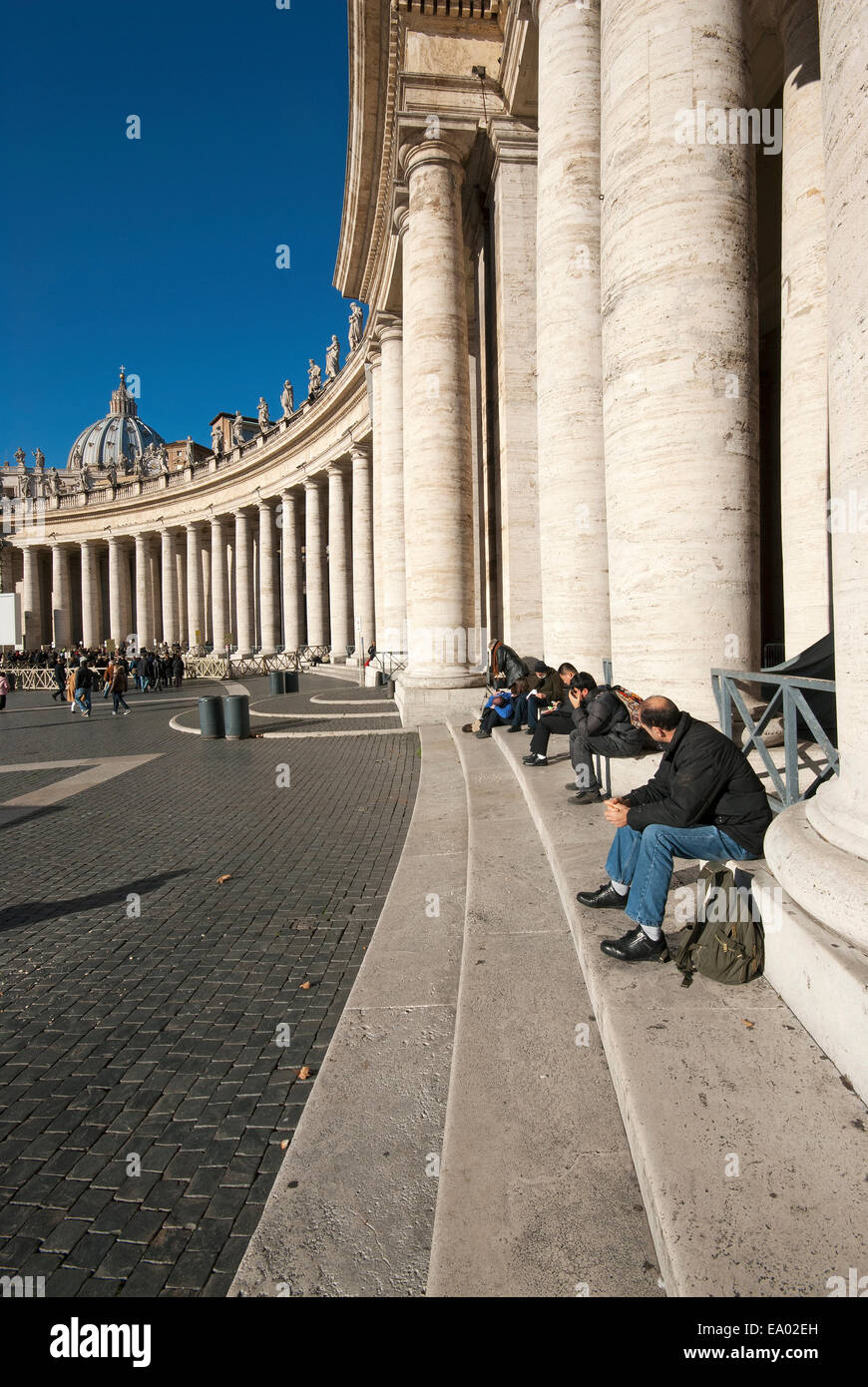 Colonne del colonnato hi-res stock photography and images - Alamy