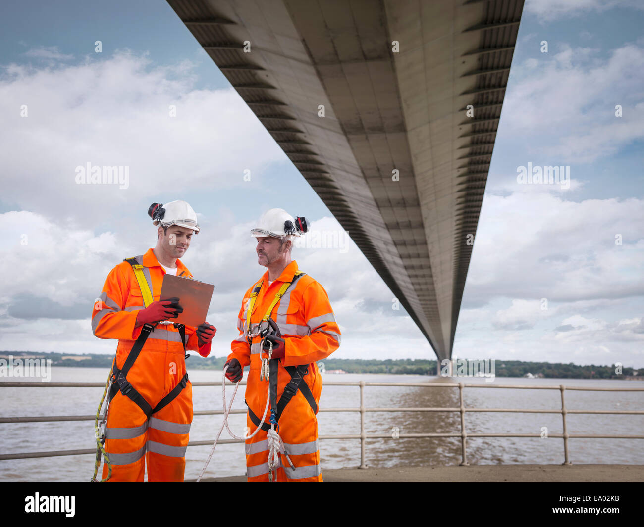 Protective bridge hi-res stock photography and images - Alamy