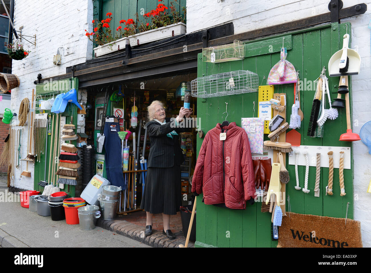 Ironmonger shops hi-res stock photography and images - Alamy