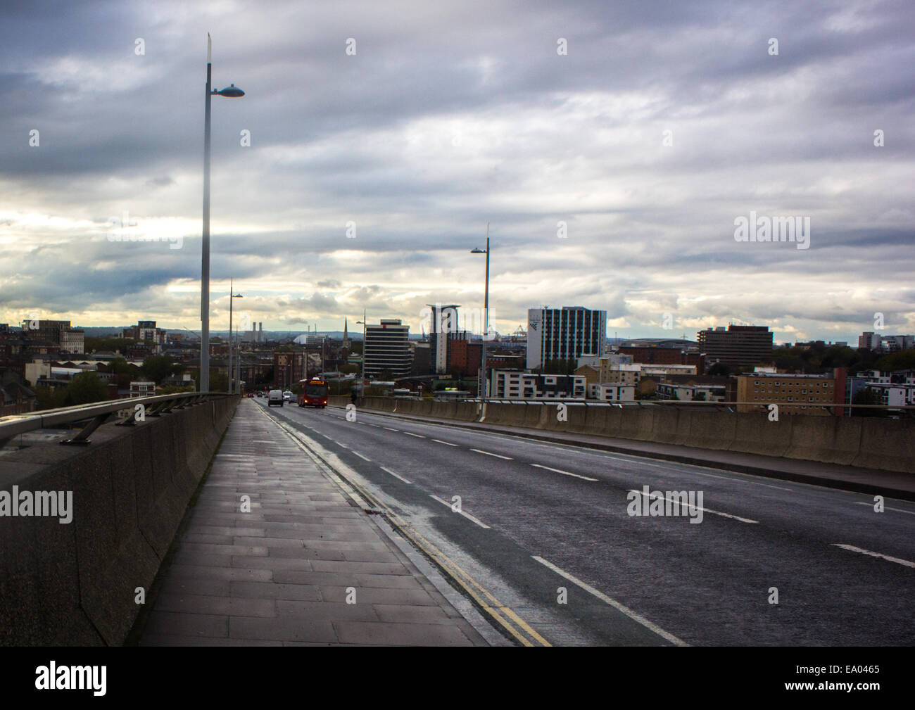 Looking across the Itchen Bridge towards Southampton from Woolston on a ...