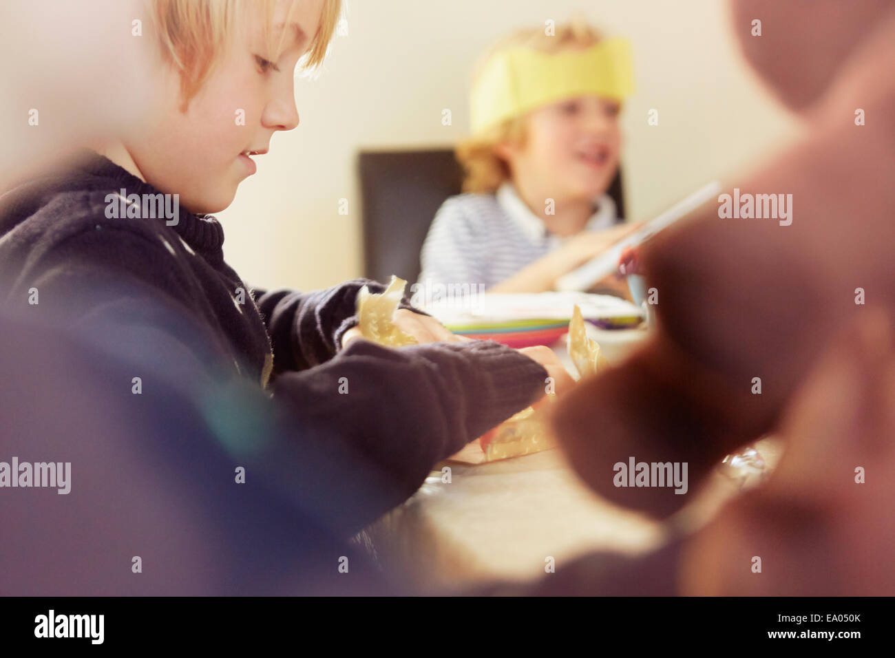 Ldren hi-res stock photography and images - Alamy