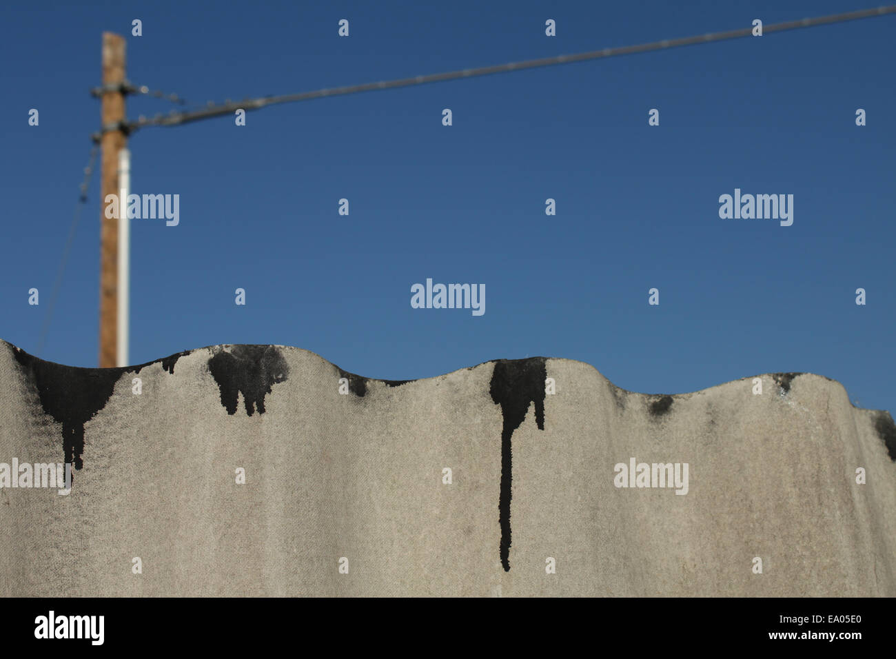 Asbestos in house hi-res stock photography and images - Alamy