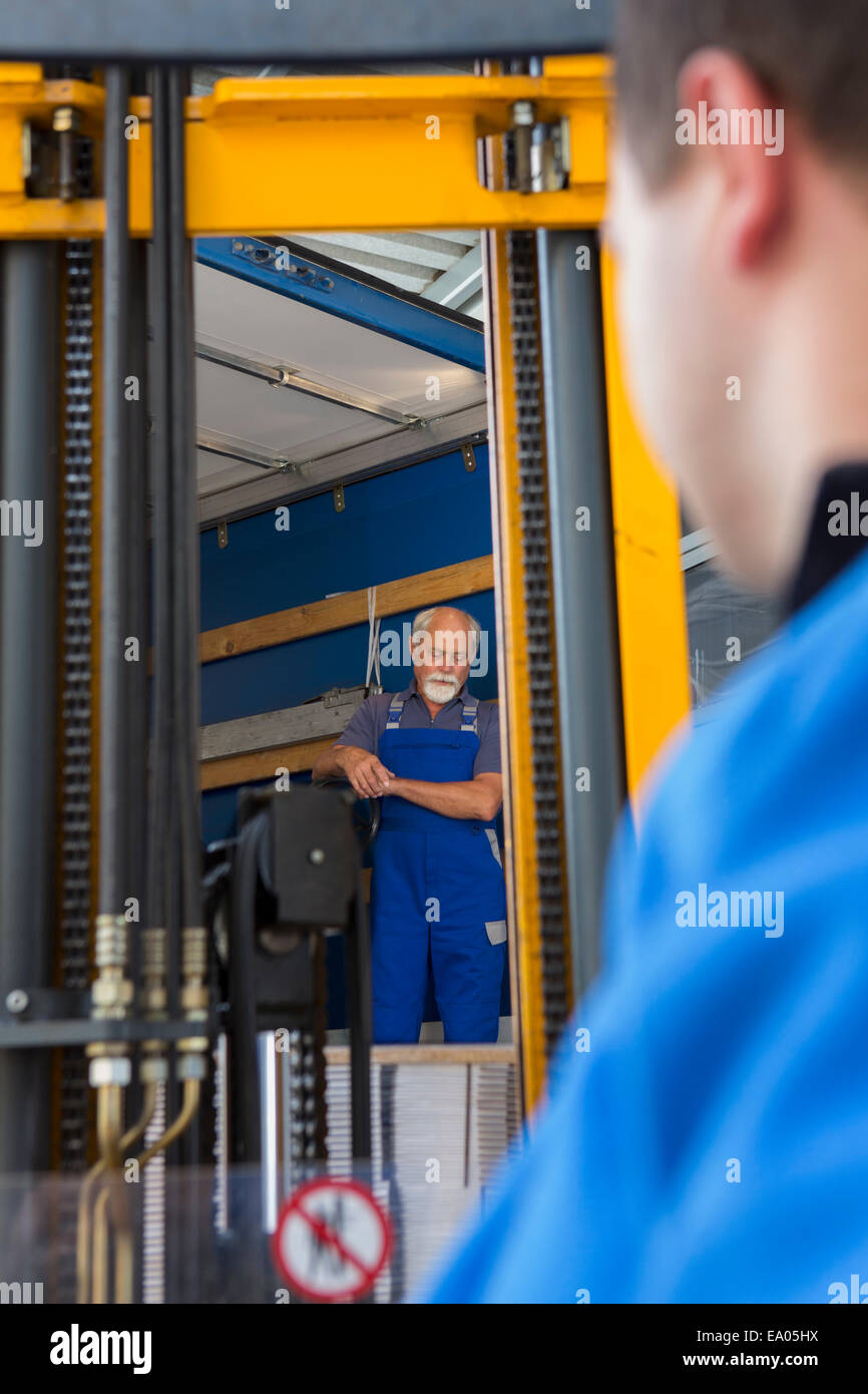 Old forklift truck hi-res stock photography and images - Alamy