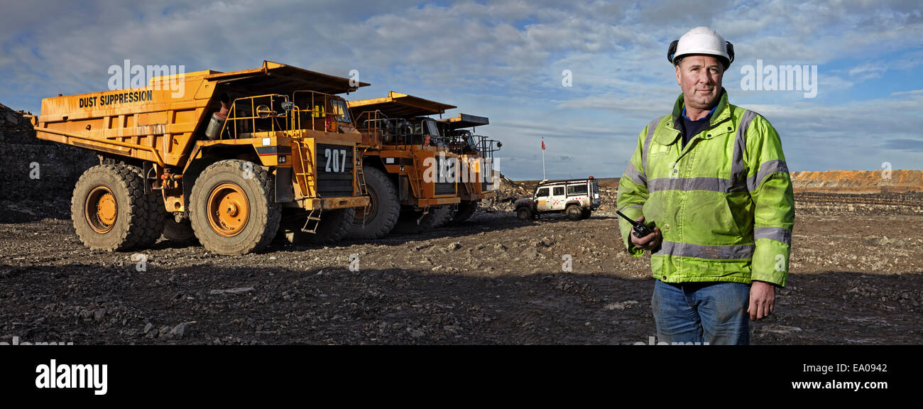 Working quarry hi-res stock photography and images - Alamy