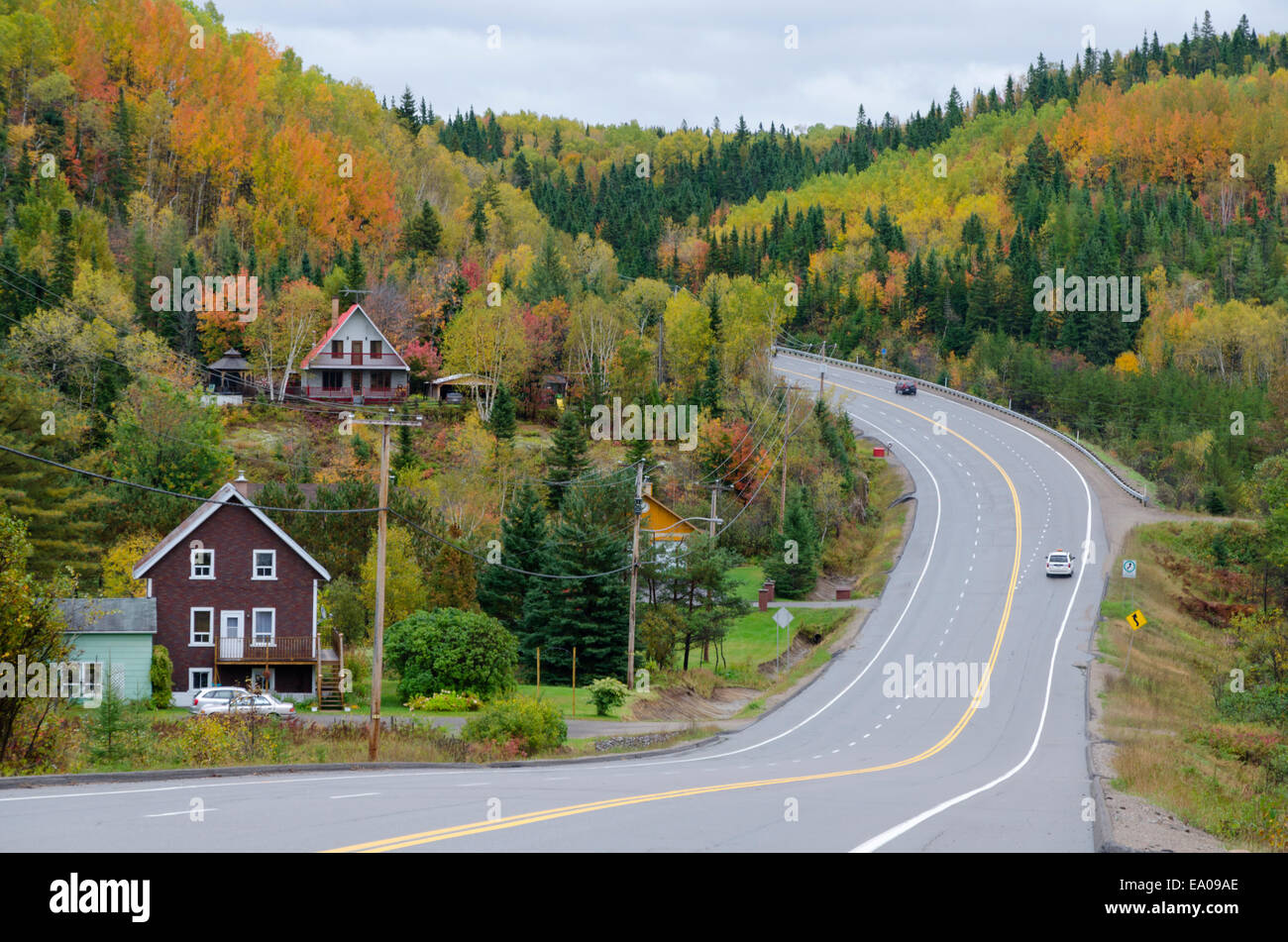 Quebec road signs hi-res stock photography and images - Alamy