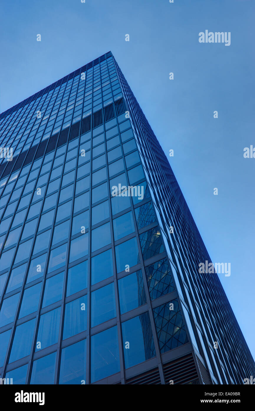 1970s Architecture Glass Building High Resolution Stock Photography and ...