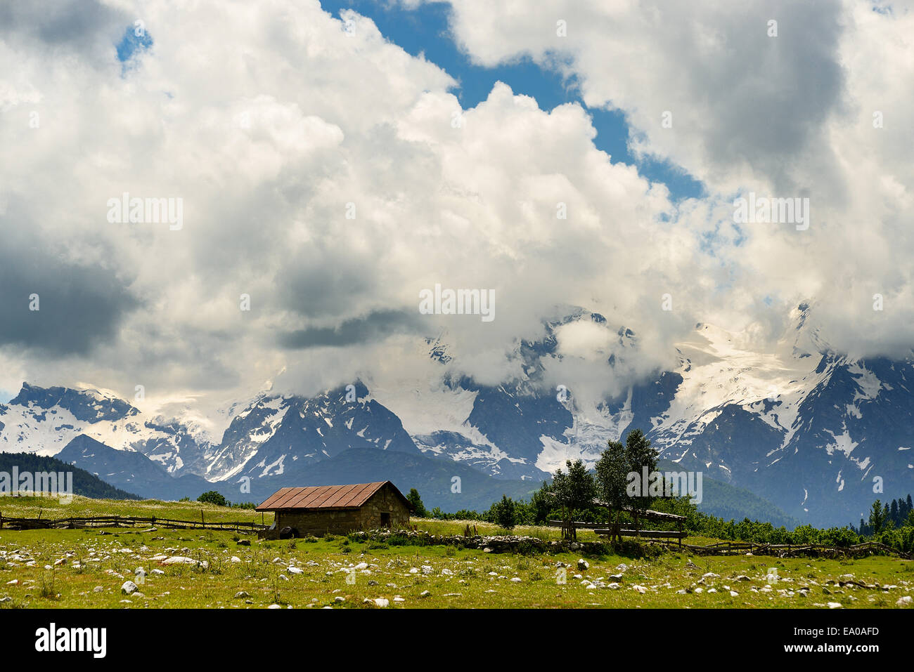 Sunlight distant mountains hi-res stock photography and images - Alamy