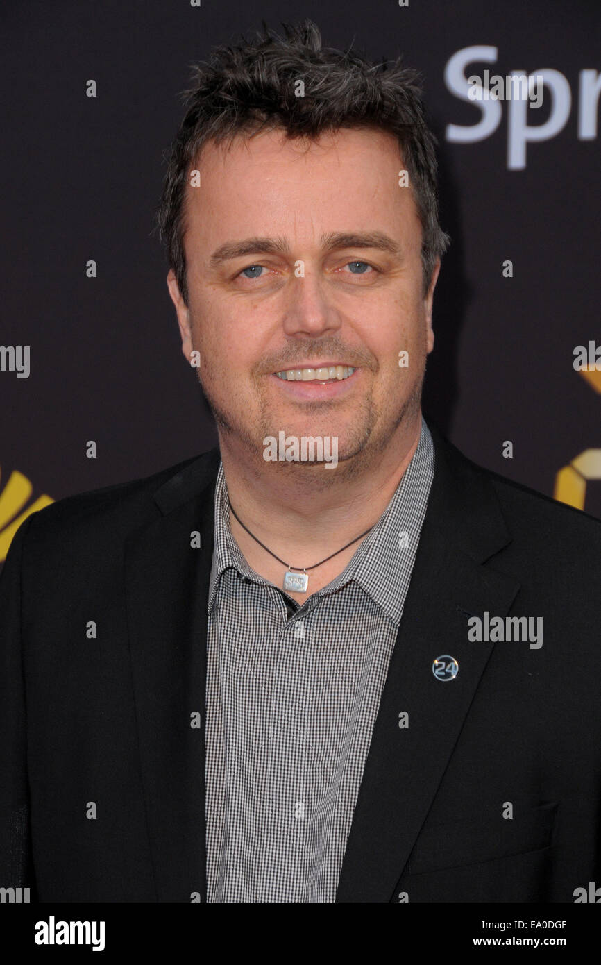 Live another day world premiere red carpet hi-res stock photography and ...