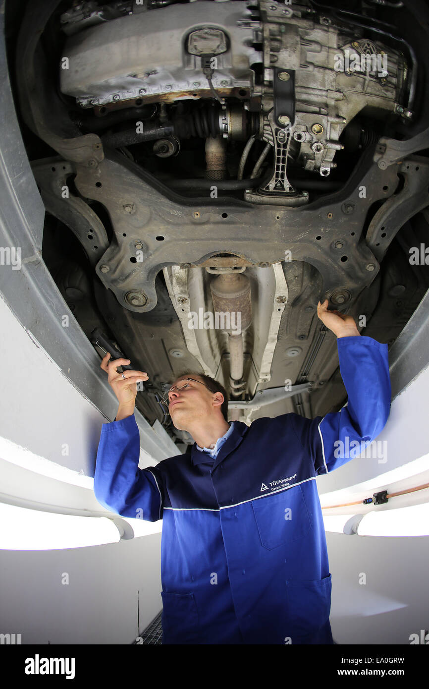 Technical inspection of vehicles hi-res stock photography and images ...