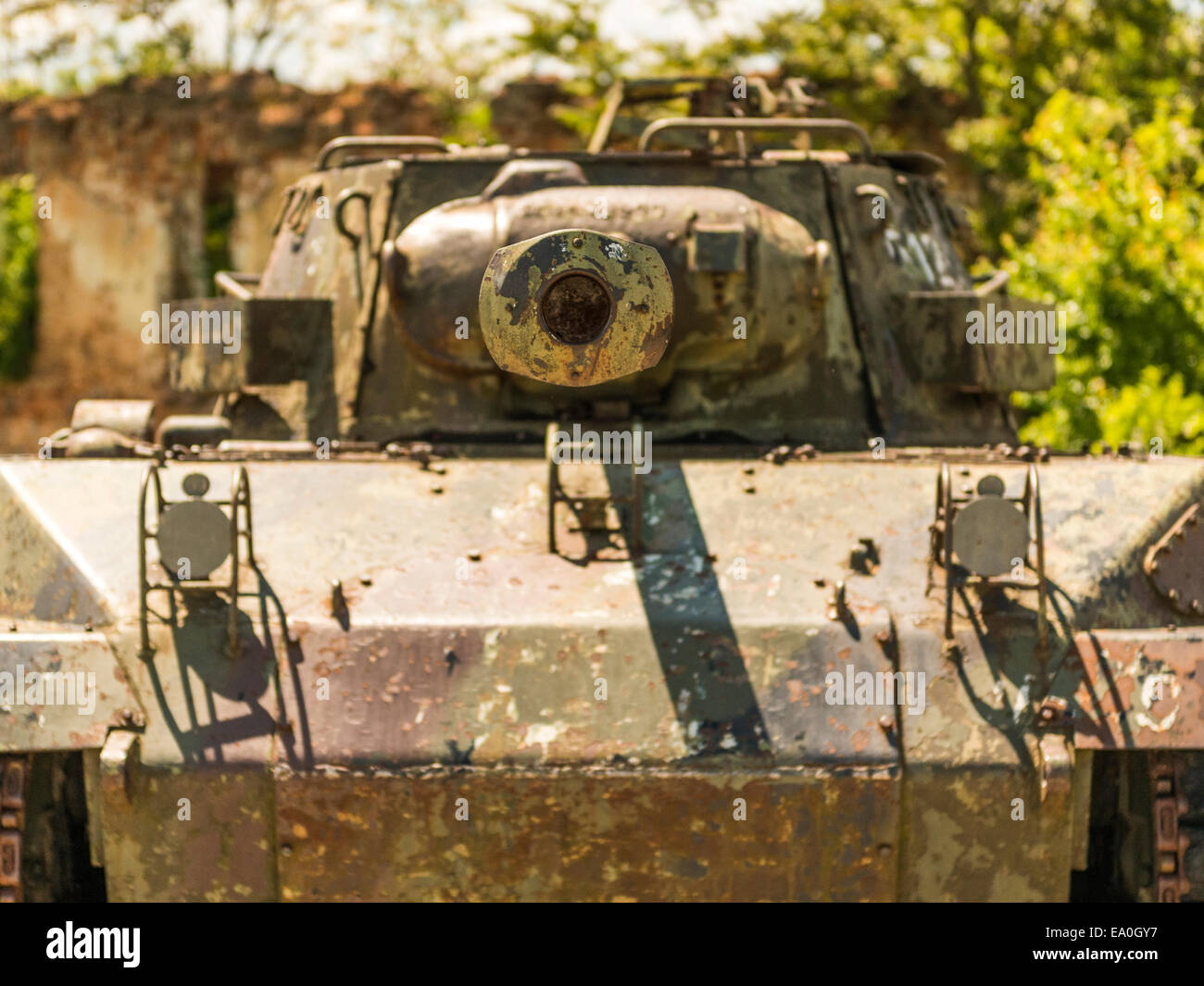 Tank, front close up view Stock Photo - Alamy