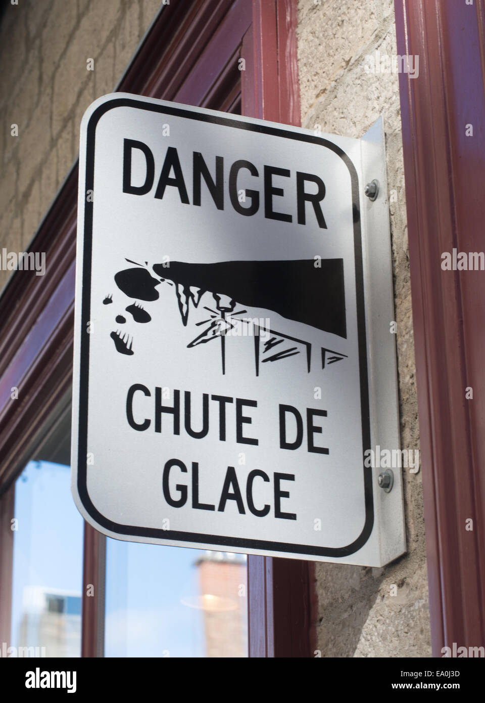 Danger falling ice sign hi-res stock photography and images - Alamy