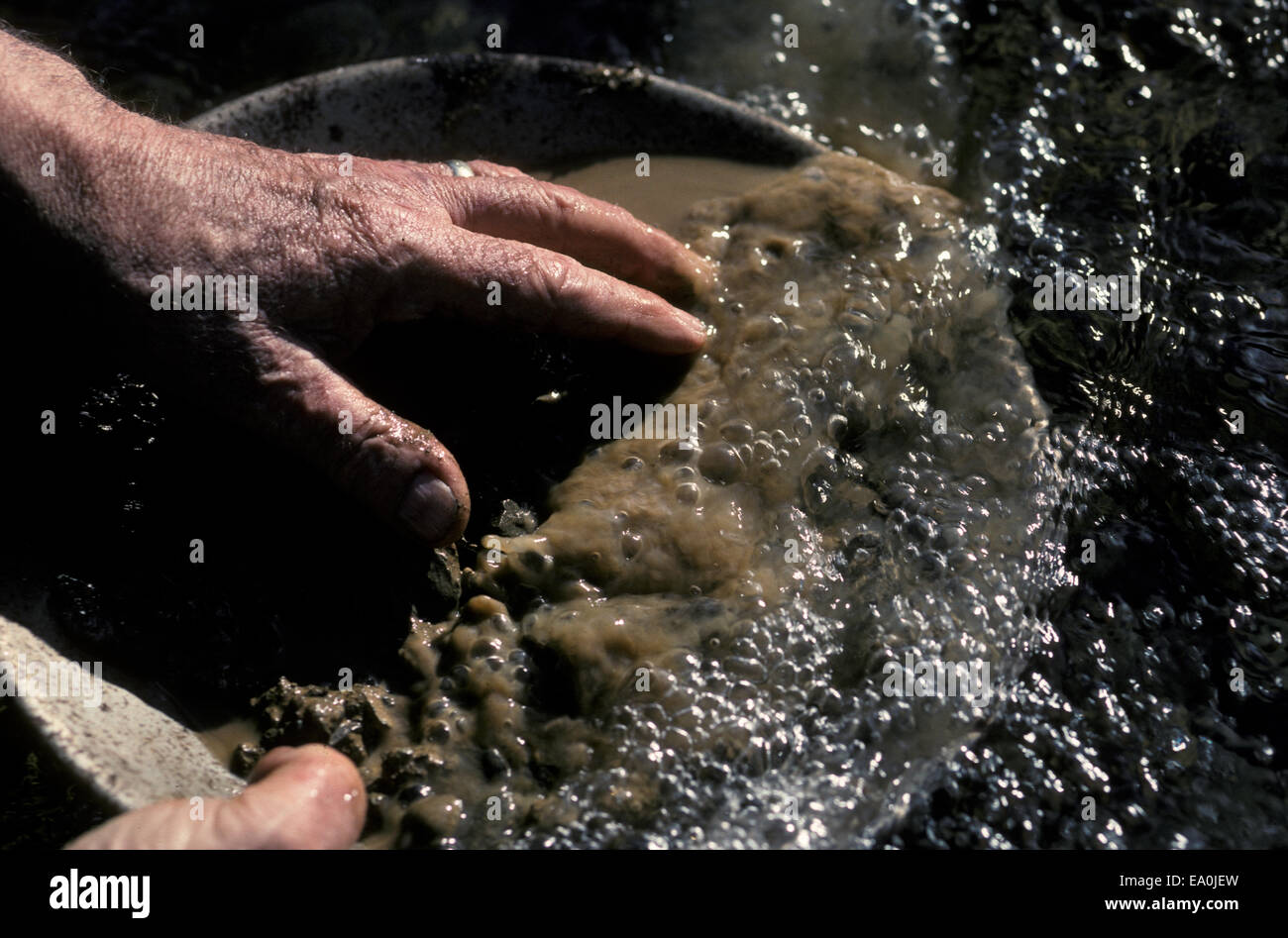 Gold panning scotland hi-res stock photography and images - Alamy