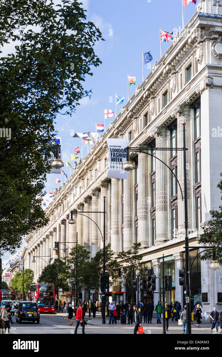 Selfridges department store hi-res stock photography and images - Alamy