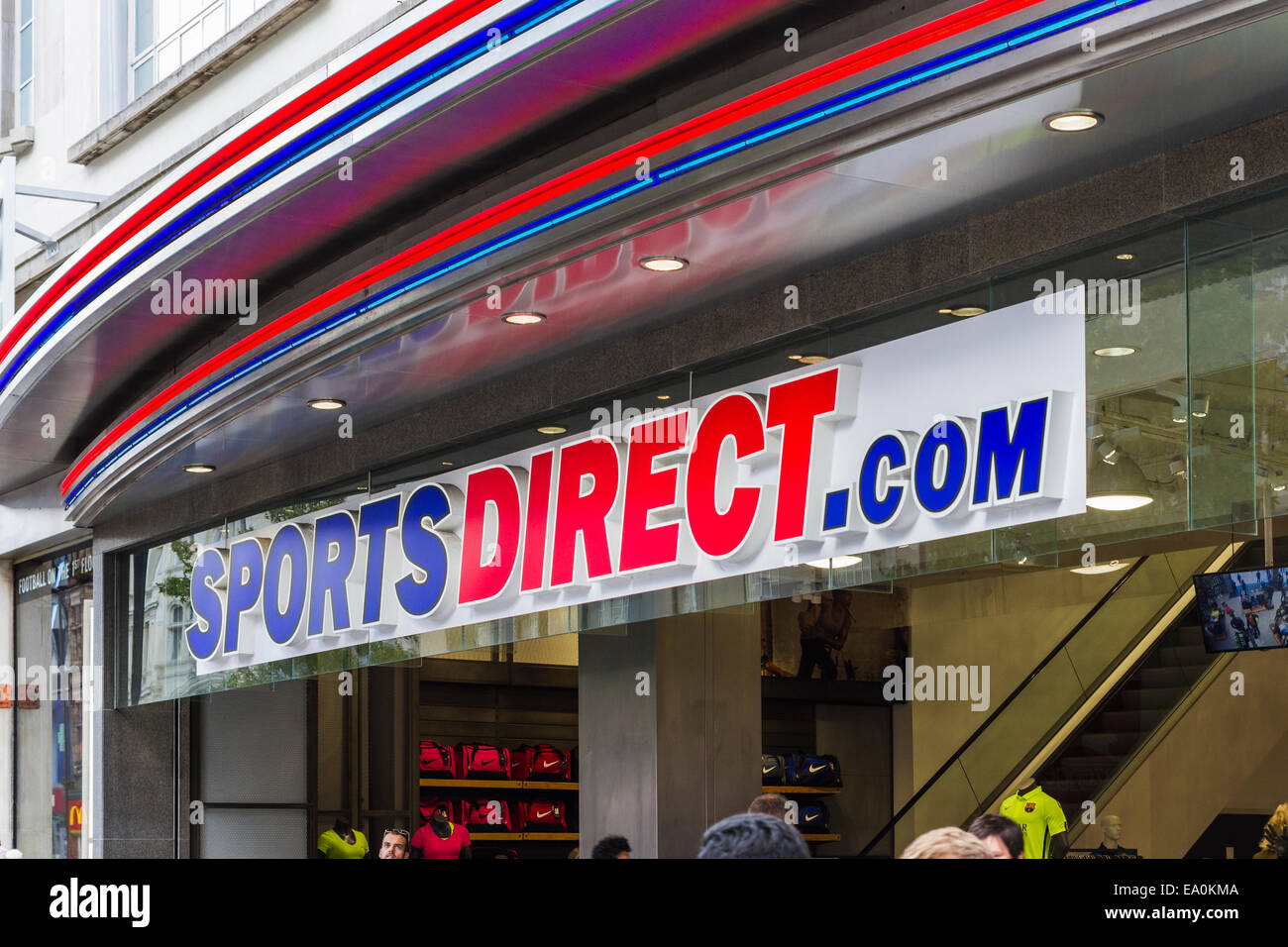 Sports direct store oxford street hi-res stock photography and images ...