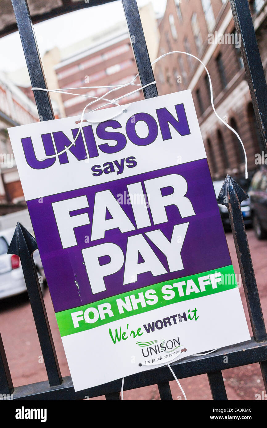 Workers fair pay hi-res stock photography and images - Alamy