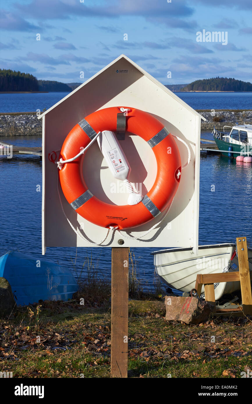 Life belt hi-res stock photography and images - Alamy