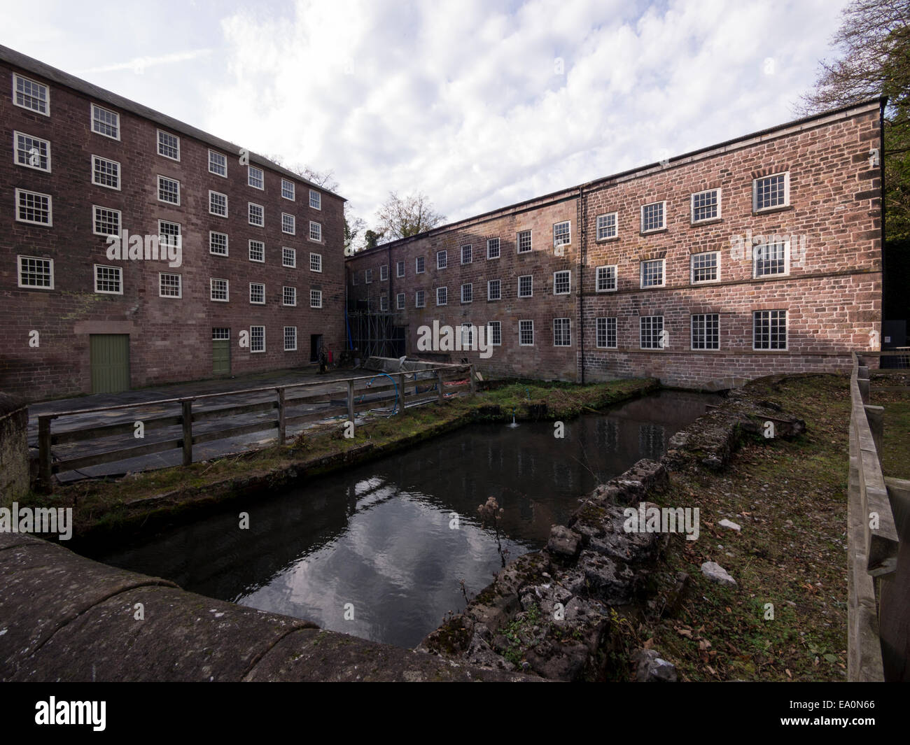 Worlds first water powered cotton spinning mill hi-res stock ...
