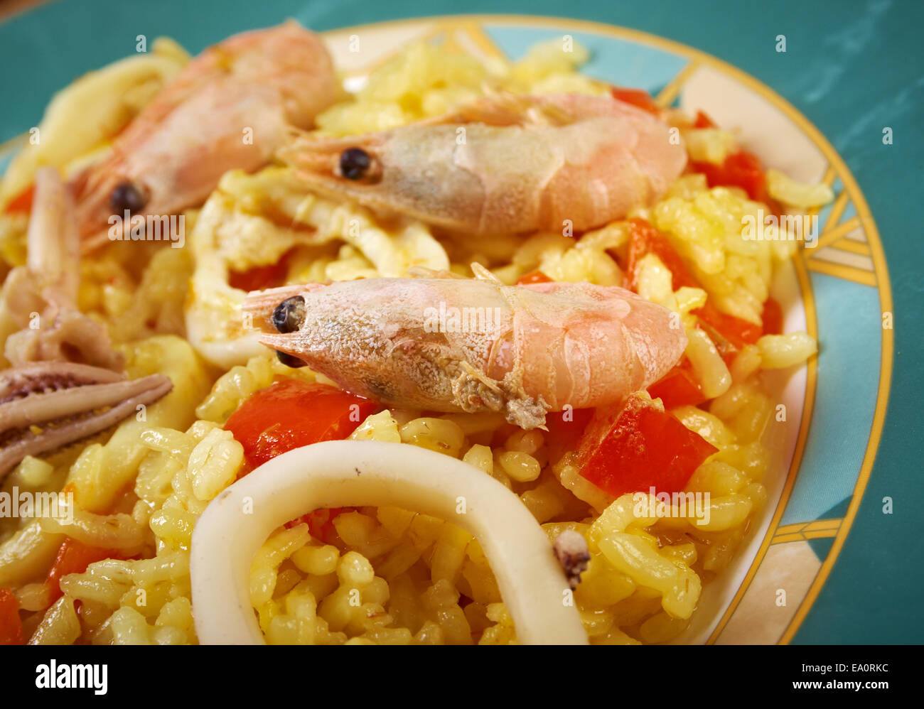 Paella marisco hi-res stock photography and images - Alamy