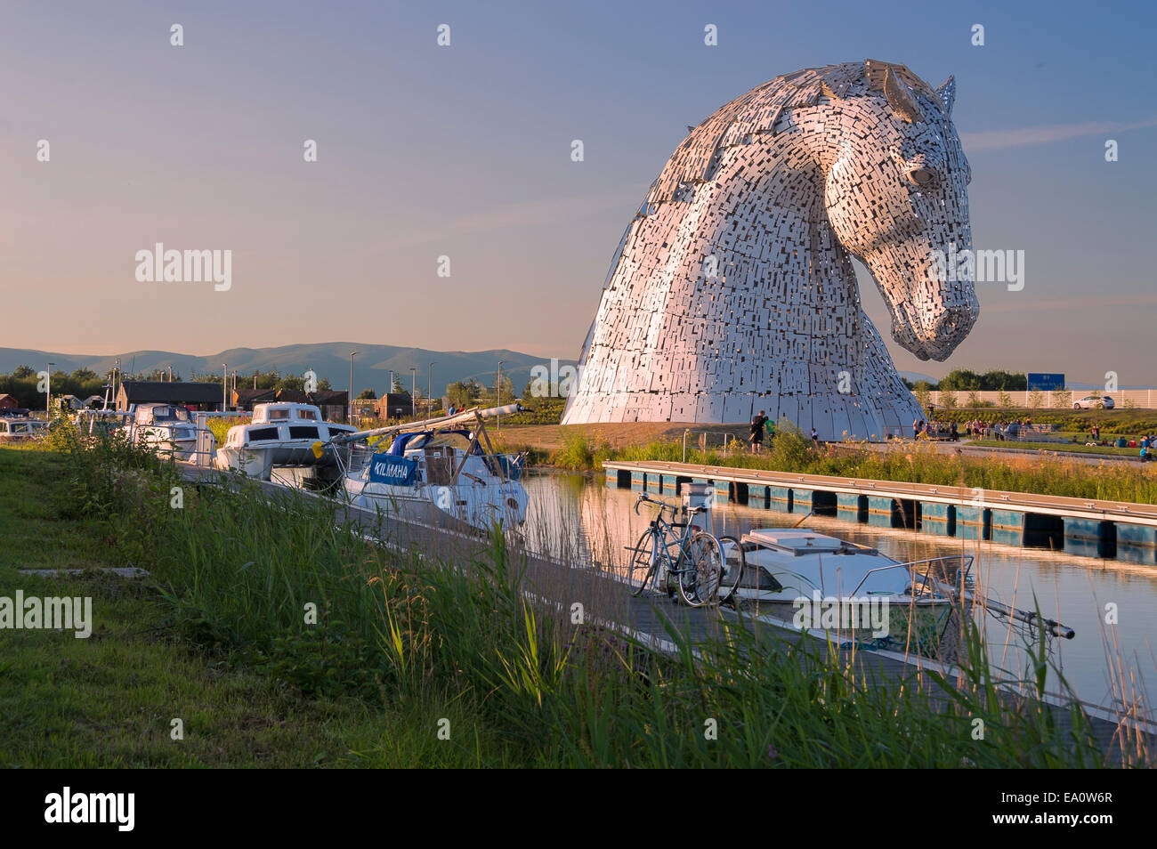 Kelpies sunset hi-res stock photography and images - Alamy