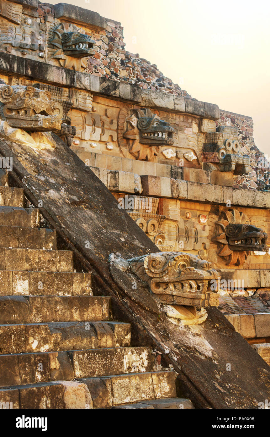 Pyramid detail hi-res stock photography and images - Alamy