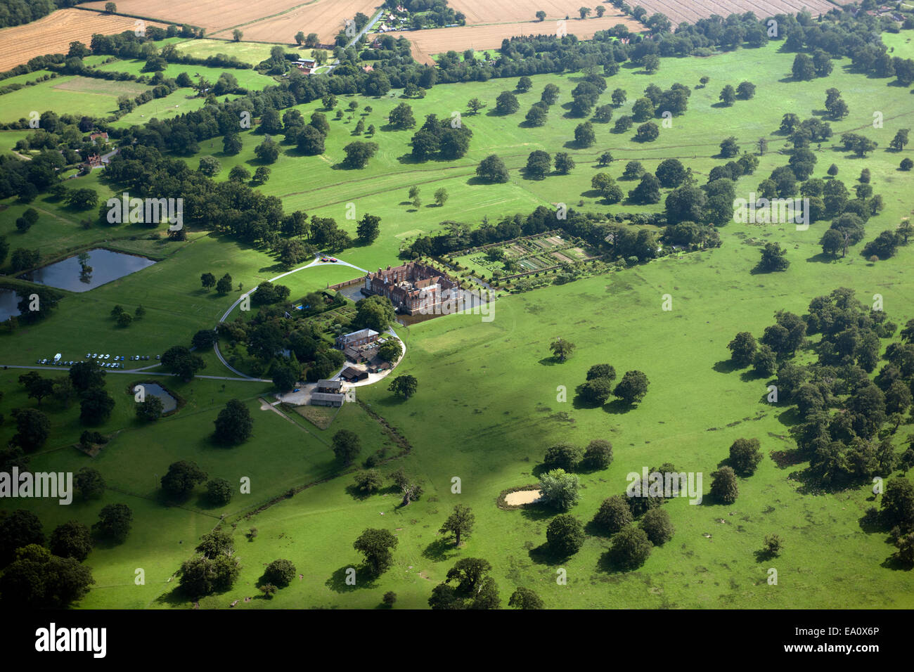 Helmingham hall hi-res stock photography and images - Alamy