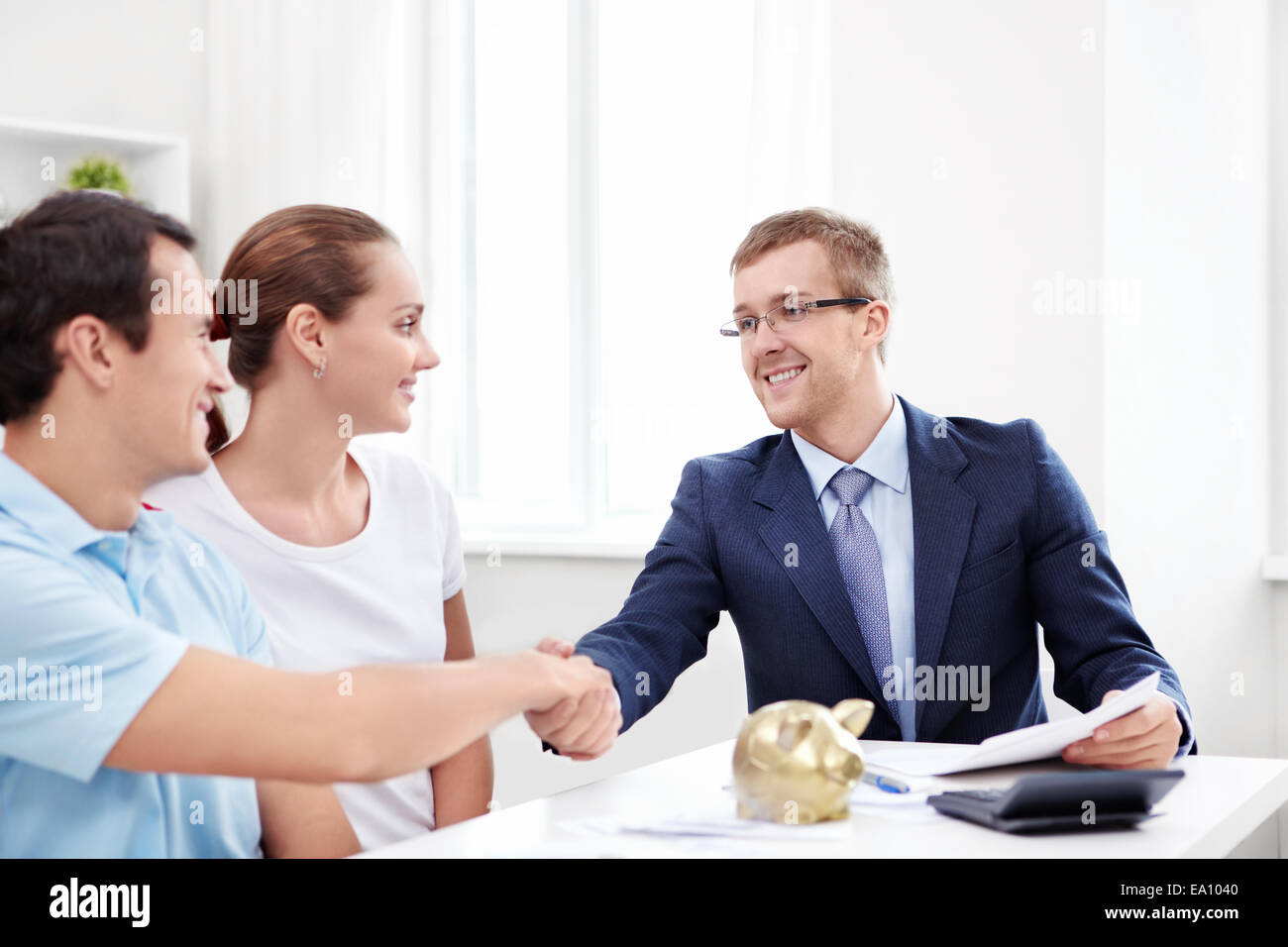 Deal banking hi-res stock photography and images - Alamy