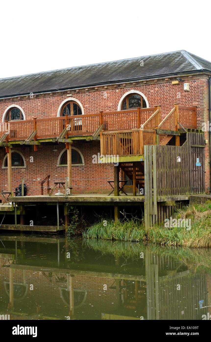 Quayside brick warehouse Stock Photo - Alamy