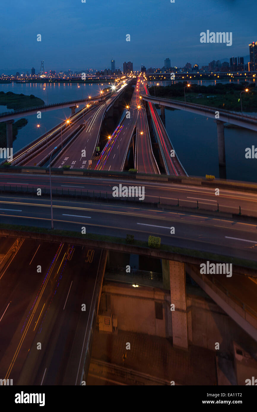 Taiwan highway flyover hi-res stock photography and images - Alamy