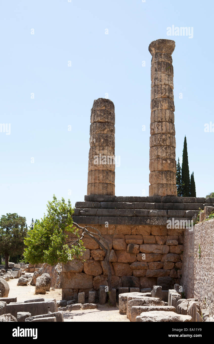 Oracle of apollo at delphi hi-res stock photography and images - Alamy