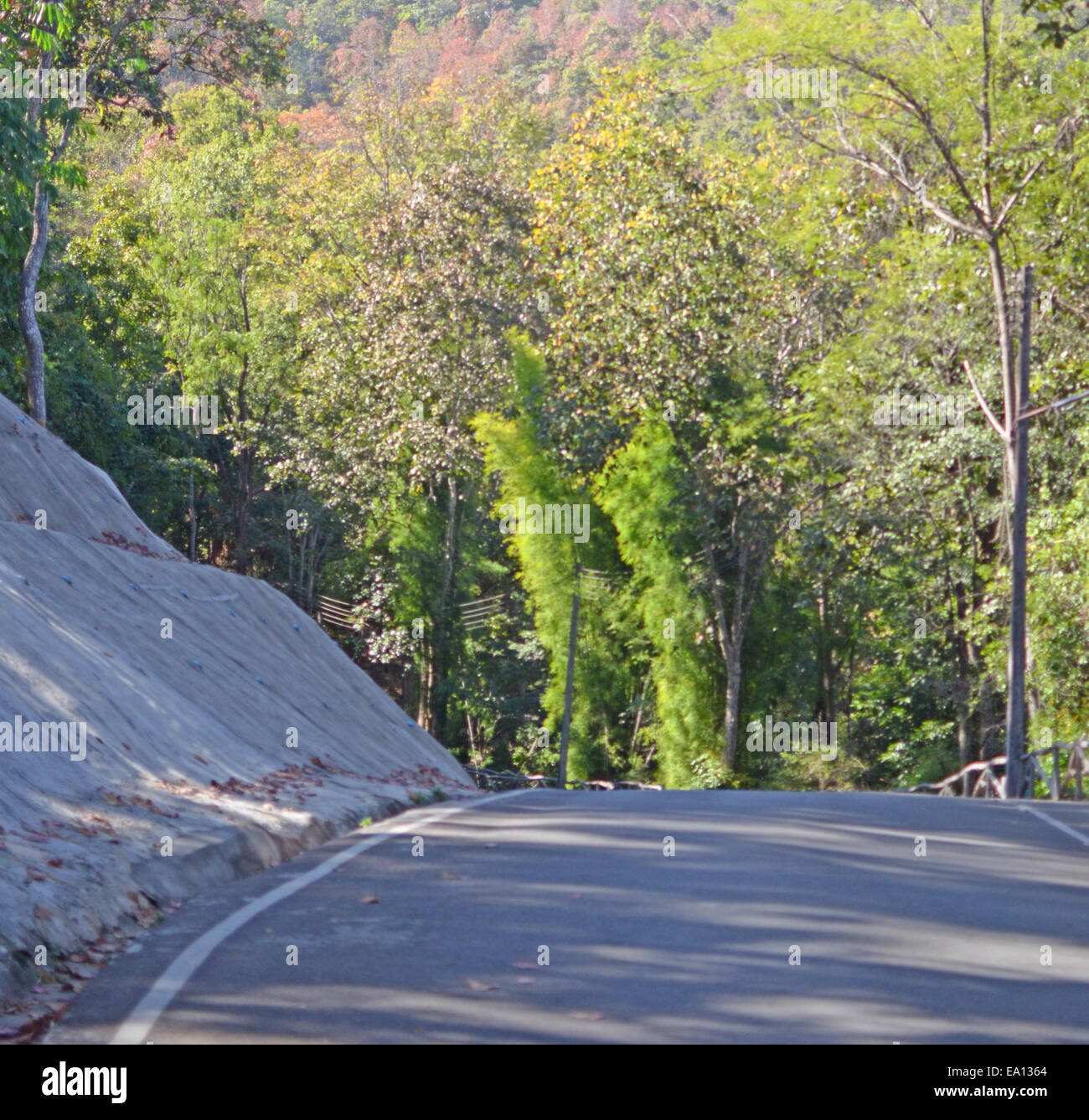 Empty mountain side road hi-res stock photography and images - Alamy