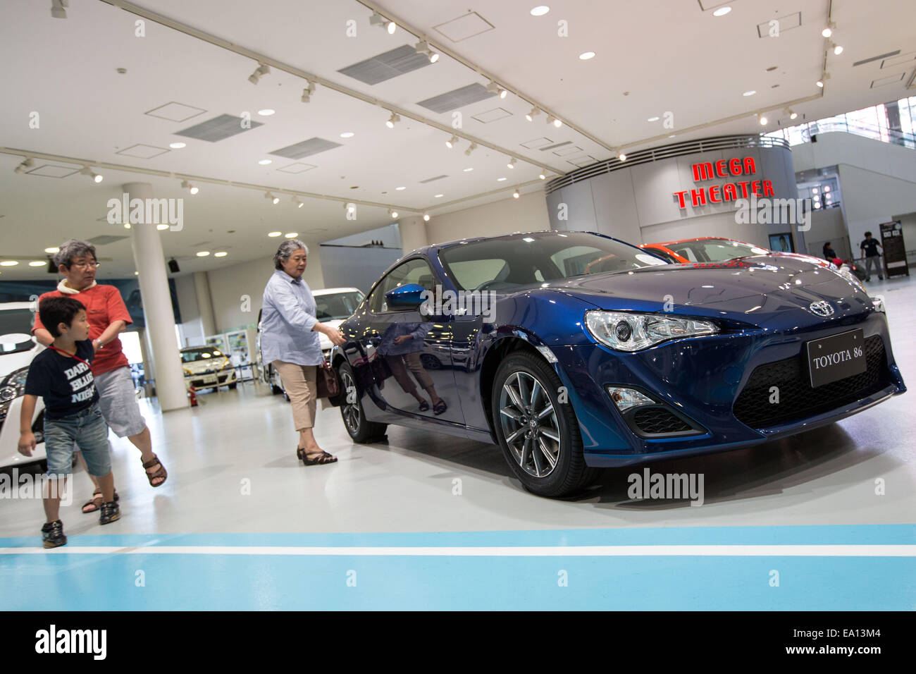 Tokyo, Japan. 5th Nov, 2014. (FILE PHOTO) A file photo shows visitors ...