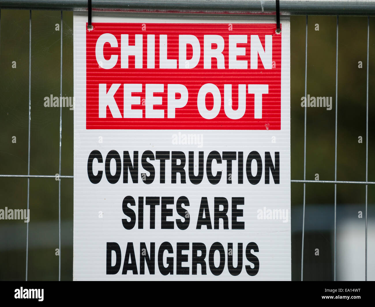 children keep out sign Stock Photo - Alamy