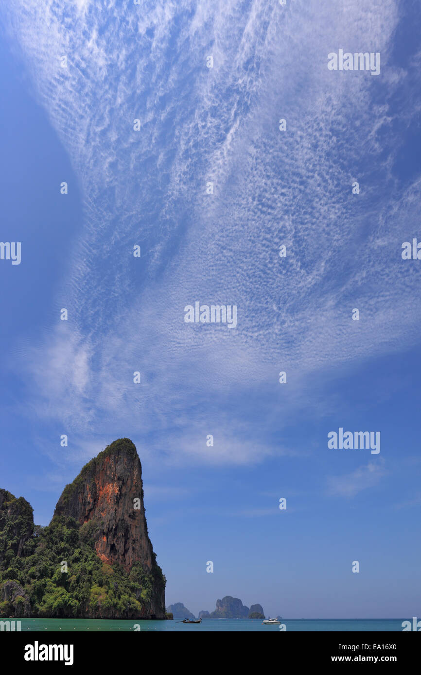 Spectacular rocky shore hi-res stock photography and images - Alamy