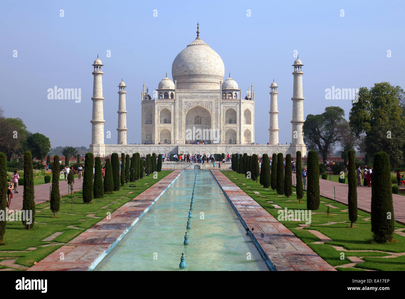 Taj mahal minarett hi-res stock photography and images - Alamy