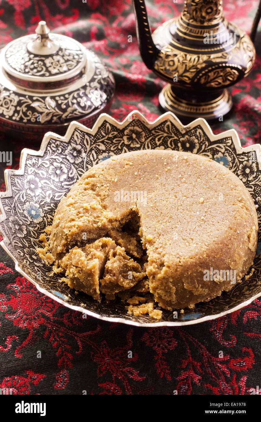 Halva iran hi-res stock photography and images - Alamy