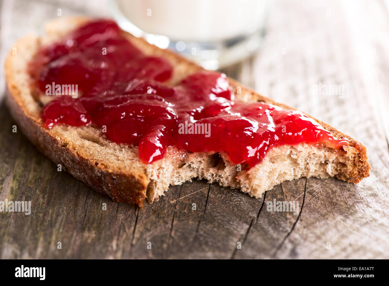 Jam bread spreading hi-res stock photography and images - Alamy